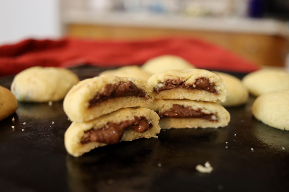Nutella Cookies Are Great For The Holidays || Rich Hazlenut Flavor ...