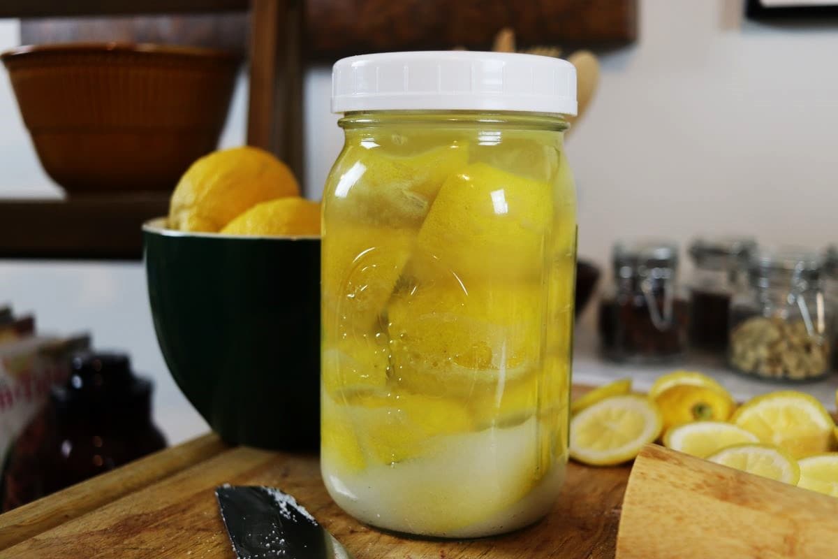 Salt Preserved Lemons Recipe || Make Moroccan Lemons - Sustainable Slow ...