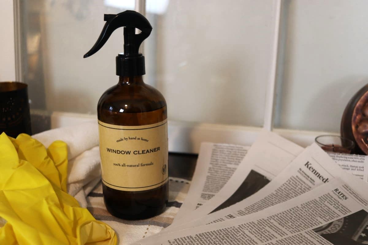 Non-Toxic Window Cleaner || Natural Homemade Cleaners - Sustainable ...